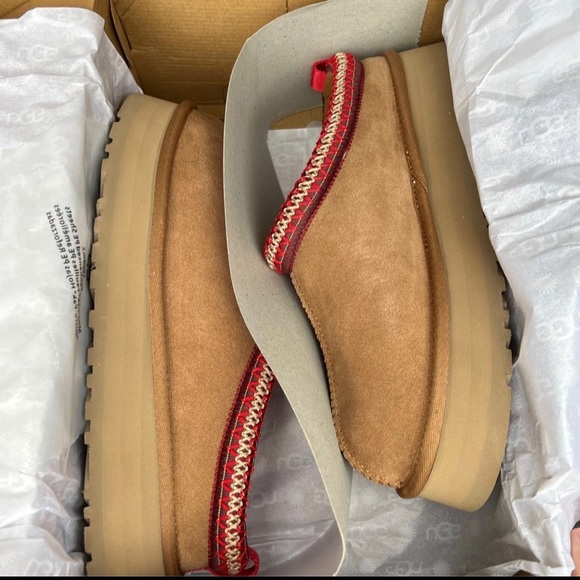 UGG | Shoes | Last One Ugg Tazz Slippers Platform Chestnut Color | Poshmark